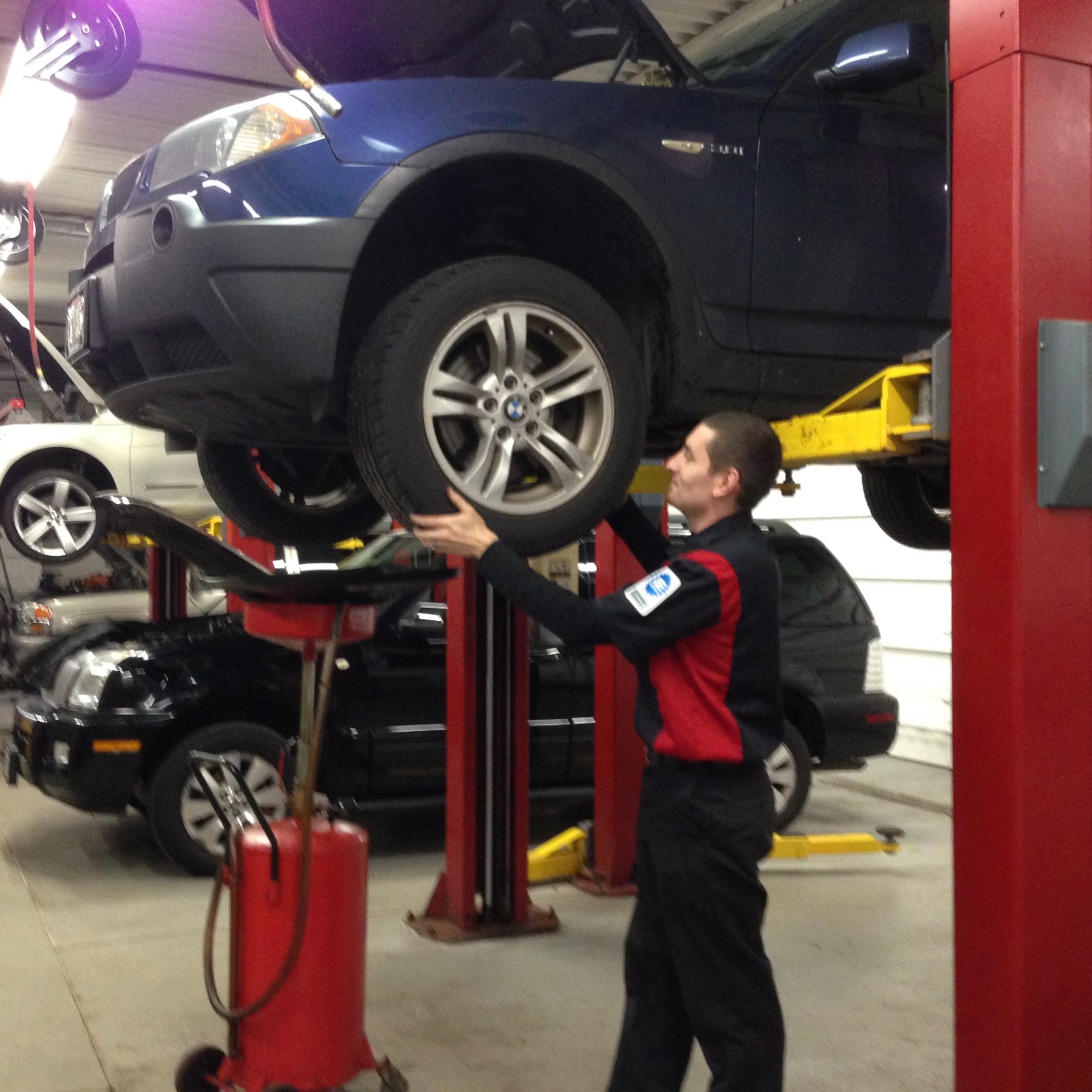 Autowise Car Center | Repair Shop