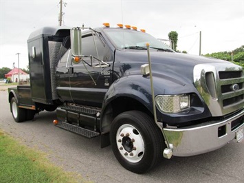 2005 Ford F650 (SOLD)